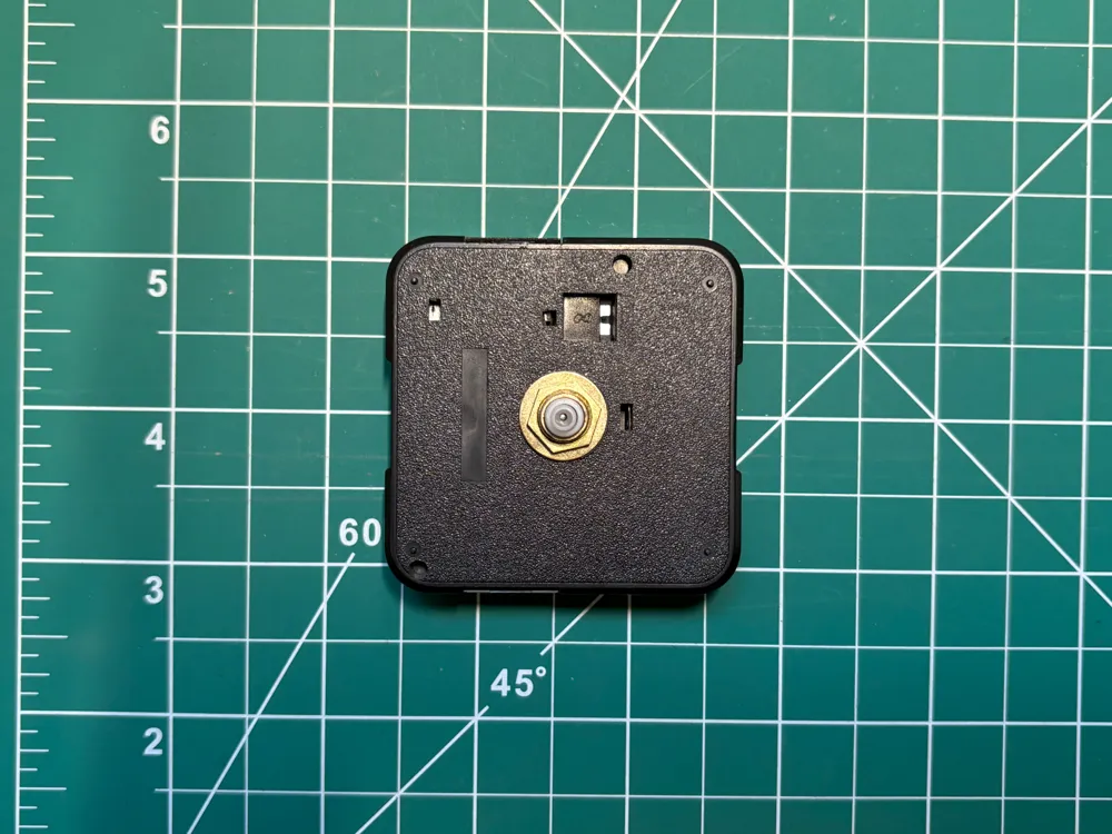 Basic Clock for Standard Mechanism by S Manzano - MakerWorld