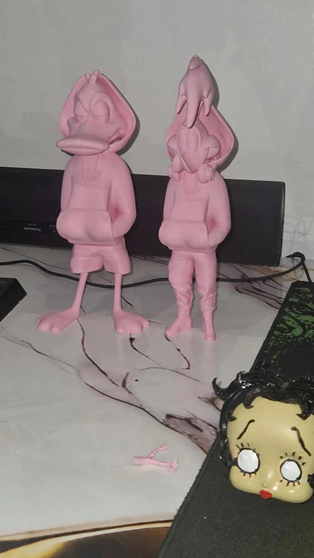 Urban Daffy Duck Blacked-Out Kit by Ryan @ TheMajinLab MakerWorld: Download Free 3D Models