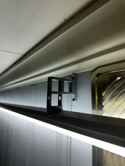T5 LED Light Mounting Bracket - Wall Mount by heyderekp - MakerWorld