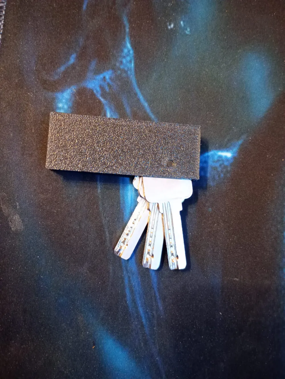 Lightweight Key Holder by HalloAnton3D MakerWorld: Download Free 3D Models