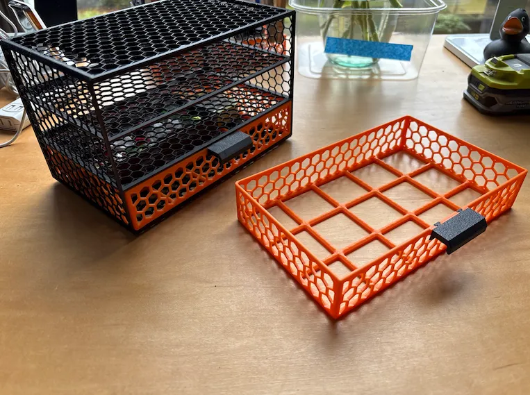 Gridfinity case and drawer with honeycomb pattern Remixed by 駄目g MakerWorld: Download Free 3D Models