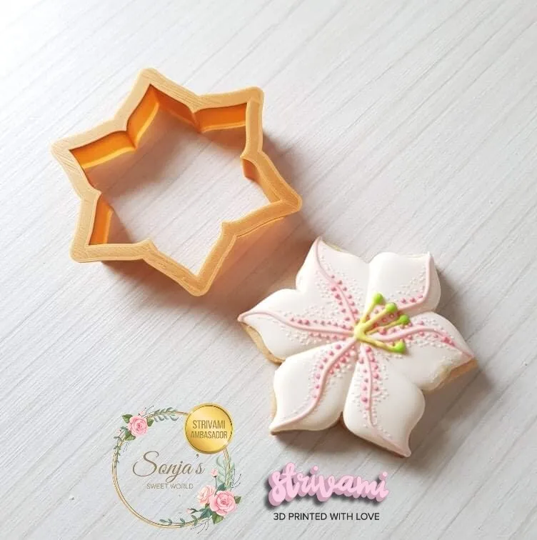 Flower lily cookie cutter by Nenad Galuška - MakerWorld