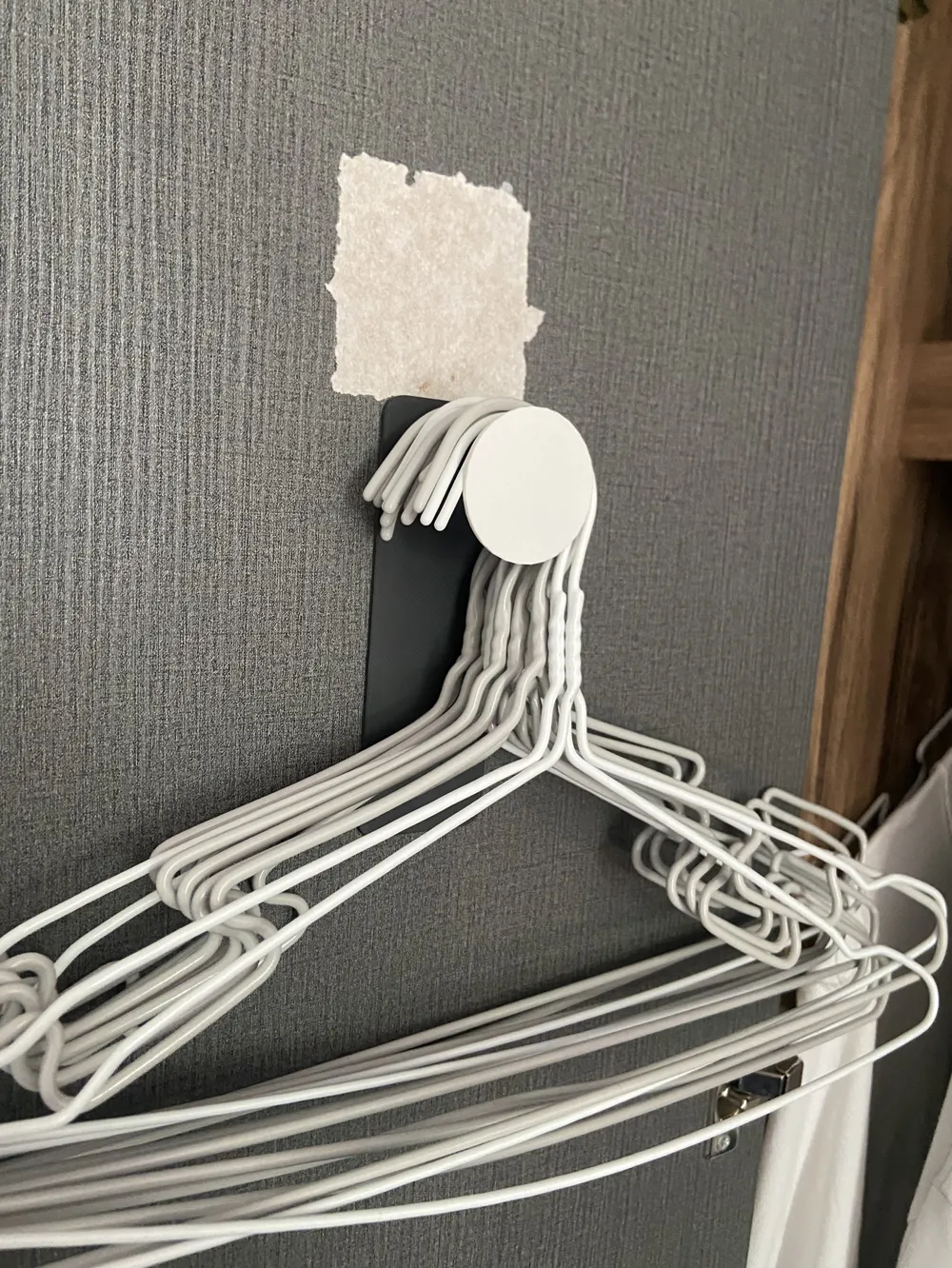 Vertical Hanger Organizer - Free 3D Print Model - MakerWorld