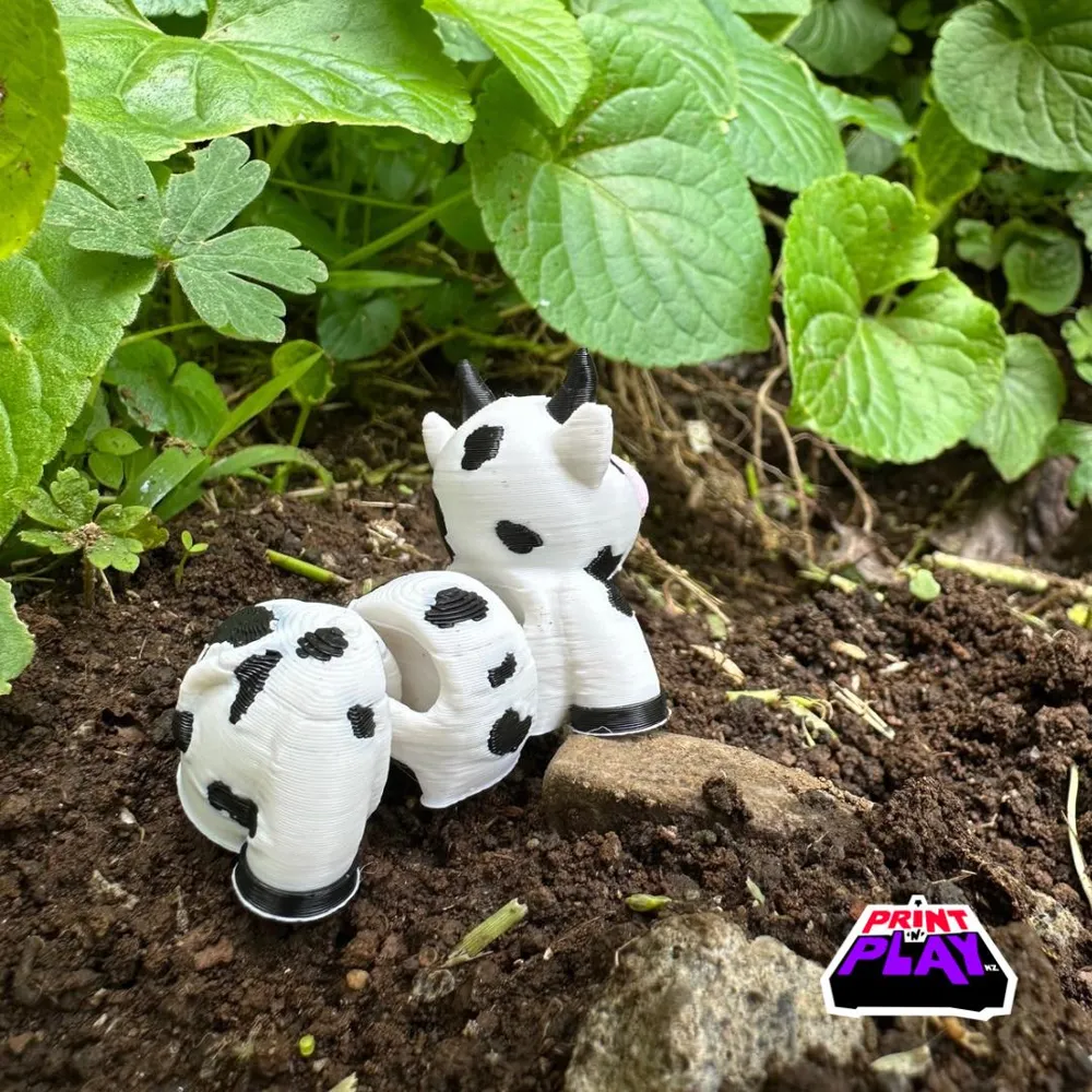 Cute Flexi Cow & (Keychain) ( Mini ) by Print N Play MakerWorld ...