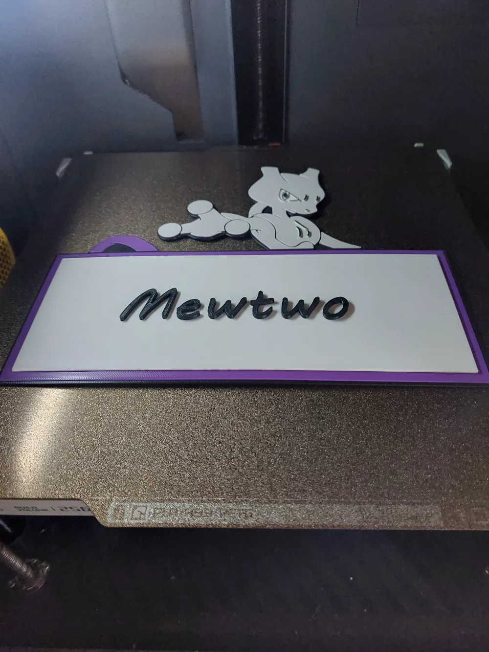 Mewtwo name plate customisable by Nerdherderz - MakerWorld