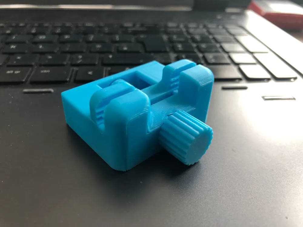 Mini Cable Joint Vise/Vice by kevr102 - MakerWorld