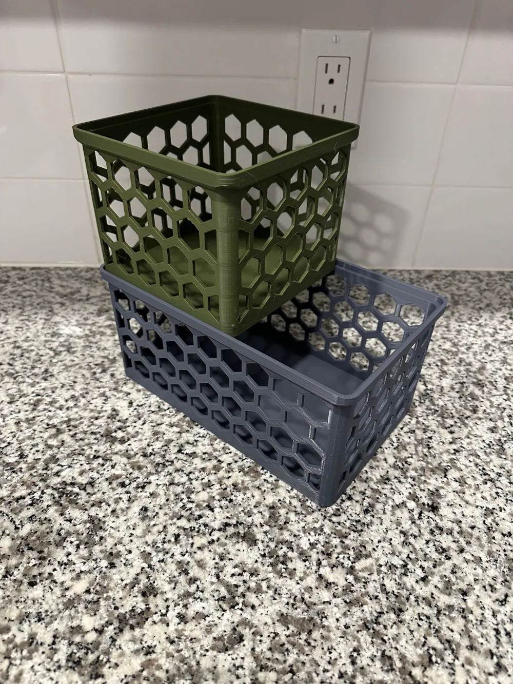 Stacking Basket Small by daBaTMan18 | Hein Dynamics MakerWorld ...