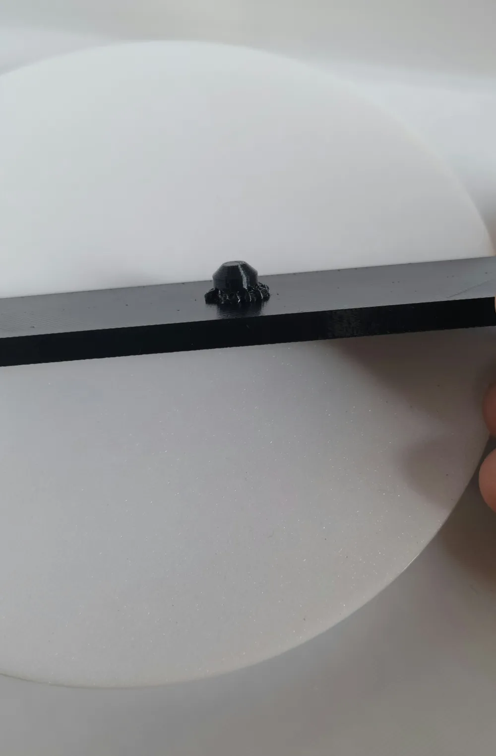 Power Strip keyhole mount bracket - Free 3D Print Model - MakerWorld