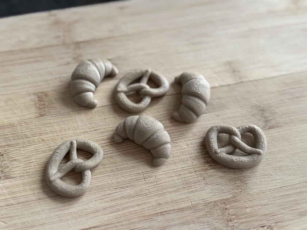 Pretzel - Free 3D Print Model - MakerWorld