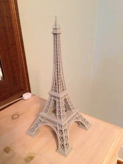 Eiffel tower model by CoreLabs - MakerWorld