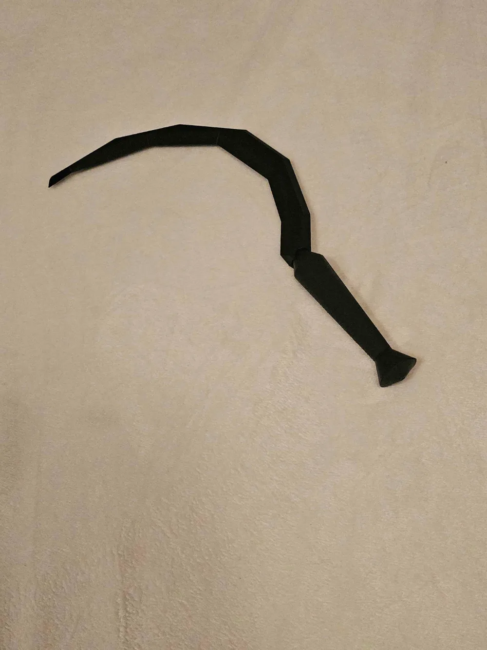 Sickle From Dusk by cuspect - MakerWorld