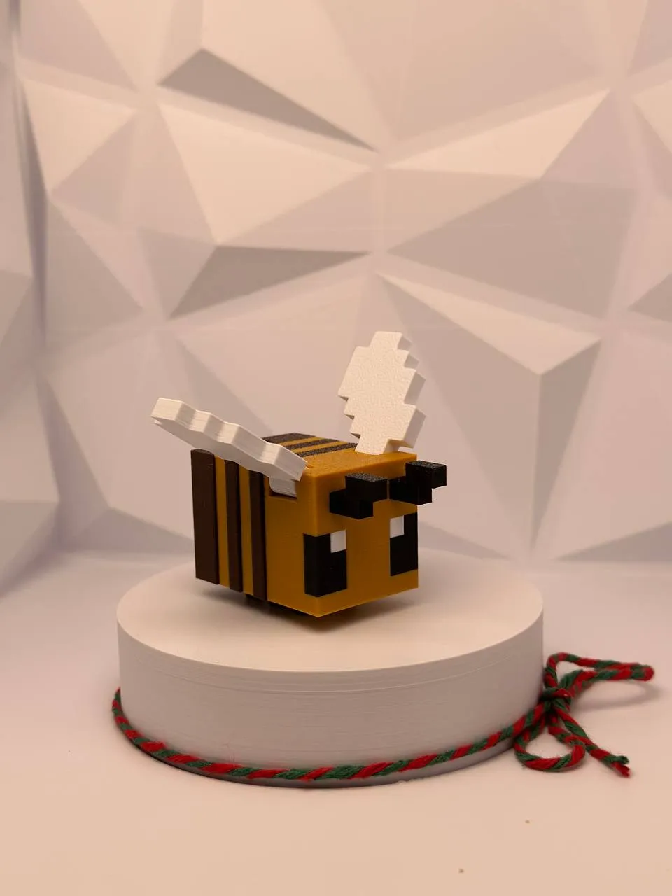 Minecraft Bee Articulated by kirimba MakerWorld: Download Free 3D Models