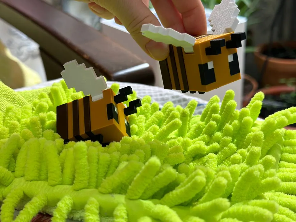 Abeja articulada de Minecraft por kirimba - MakerWorld