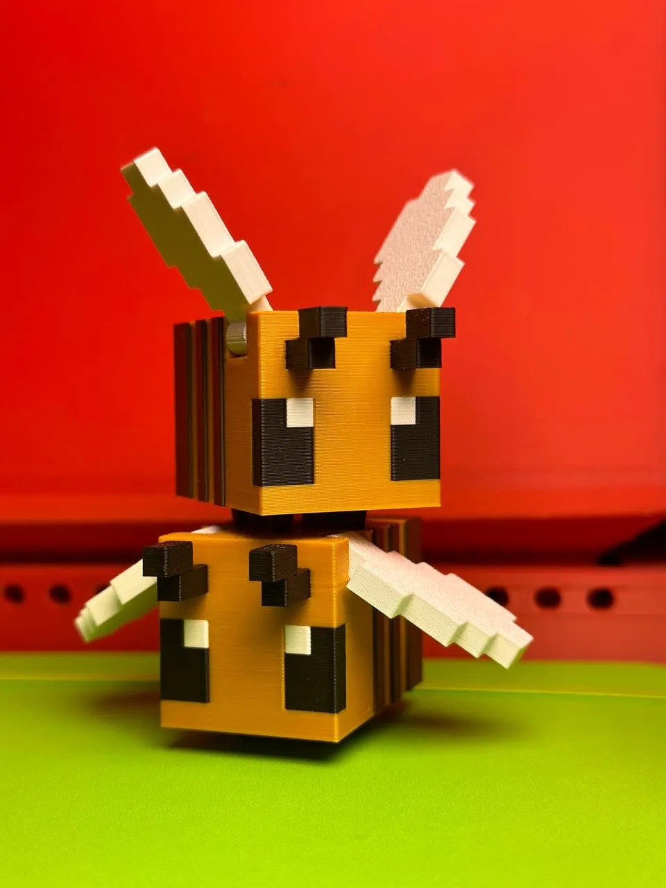 Minecraft Bee Articulated by kirimba MakerWorld: Download Free 3D Models