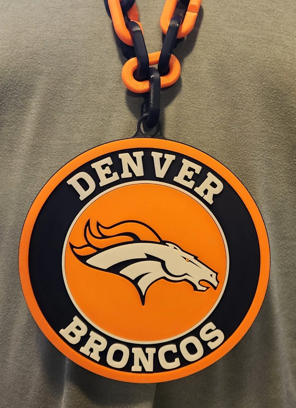 Denver Broncos Pendant and chain by MFDesigns3D - MakerWorld
