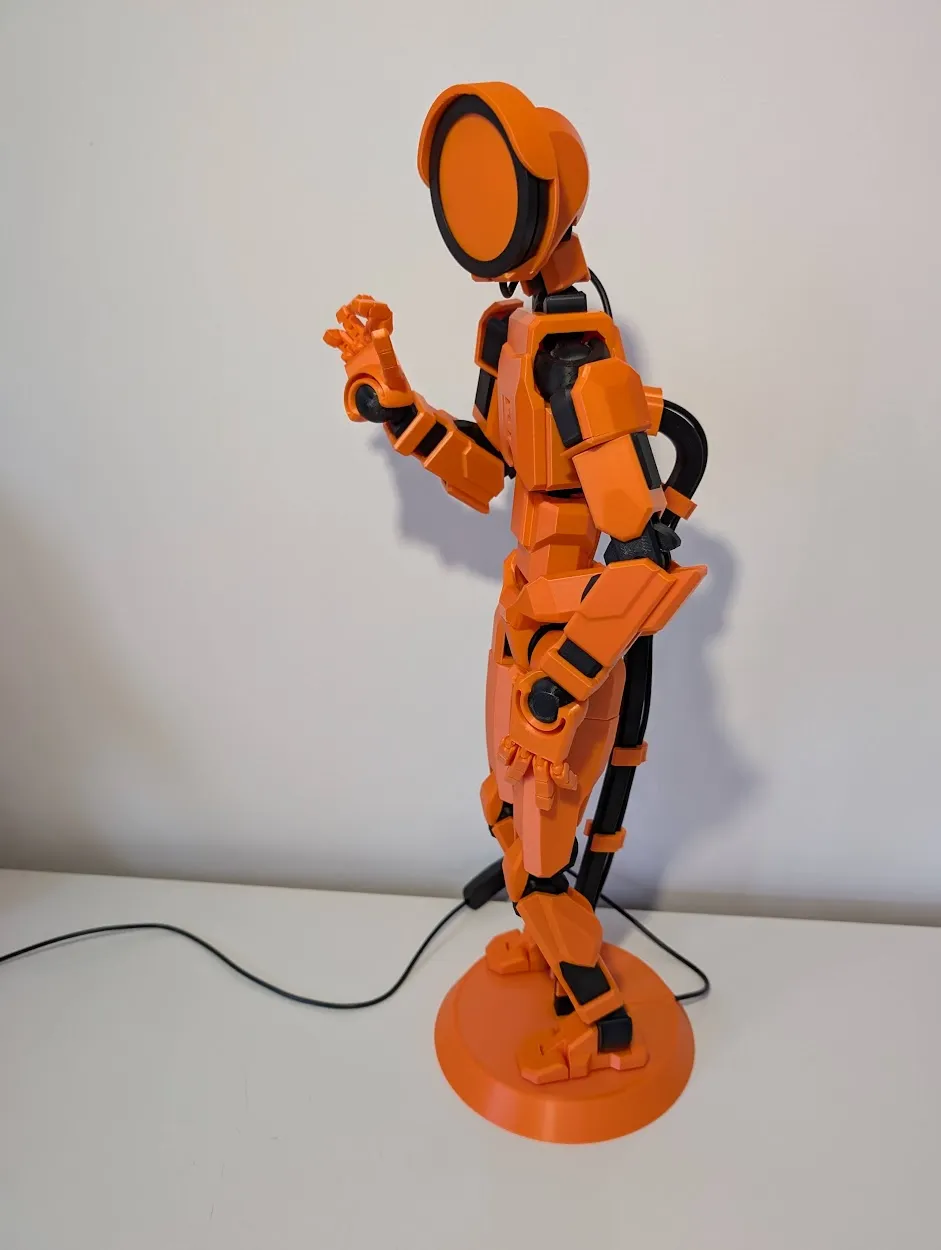 DUMMY 13 Desk Lamp 320% scale with base - Free 3D Print Model - MakerWorld