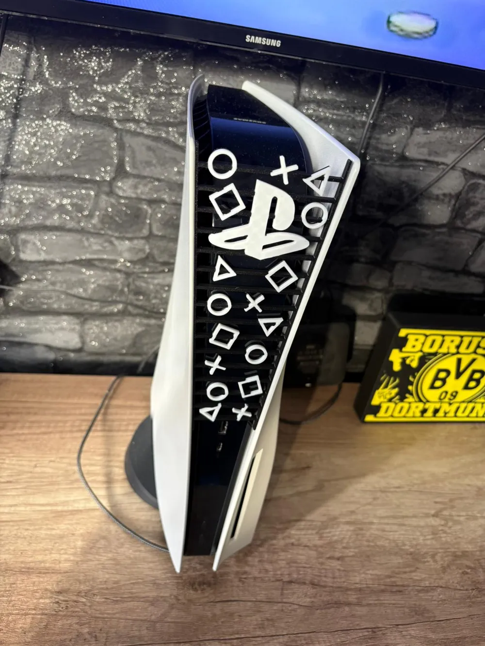 PlayStation 5 Front Cover Controller Shapes - Free 3D Print Model ...