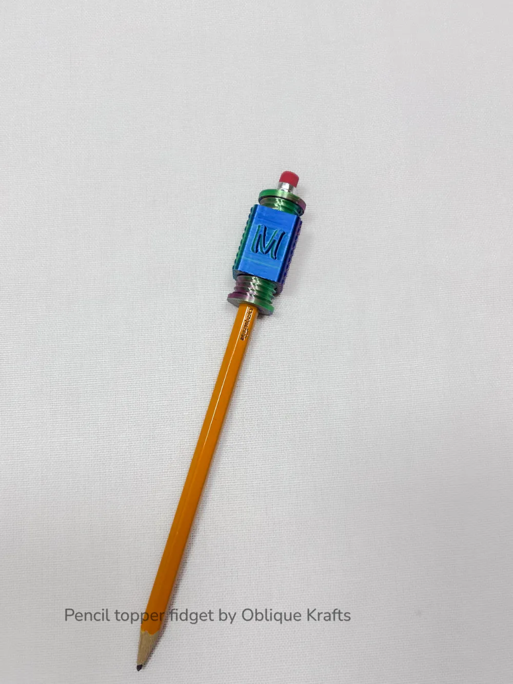 Pencil topper threaded fidget by Oblique Krafts MakerWorld: Download ...