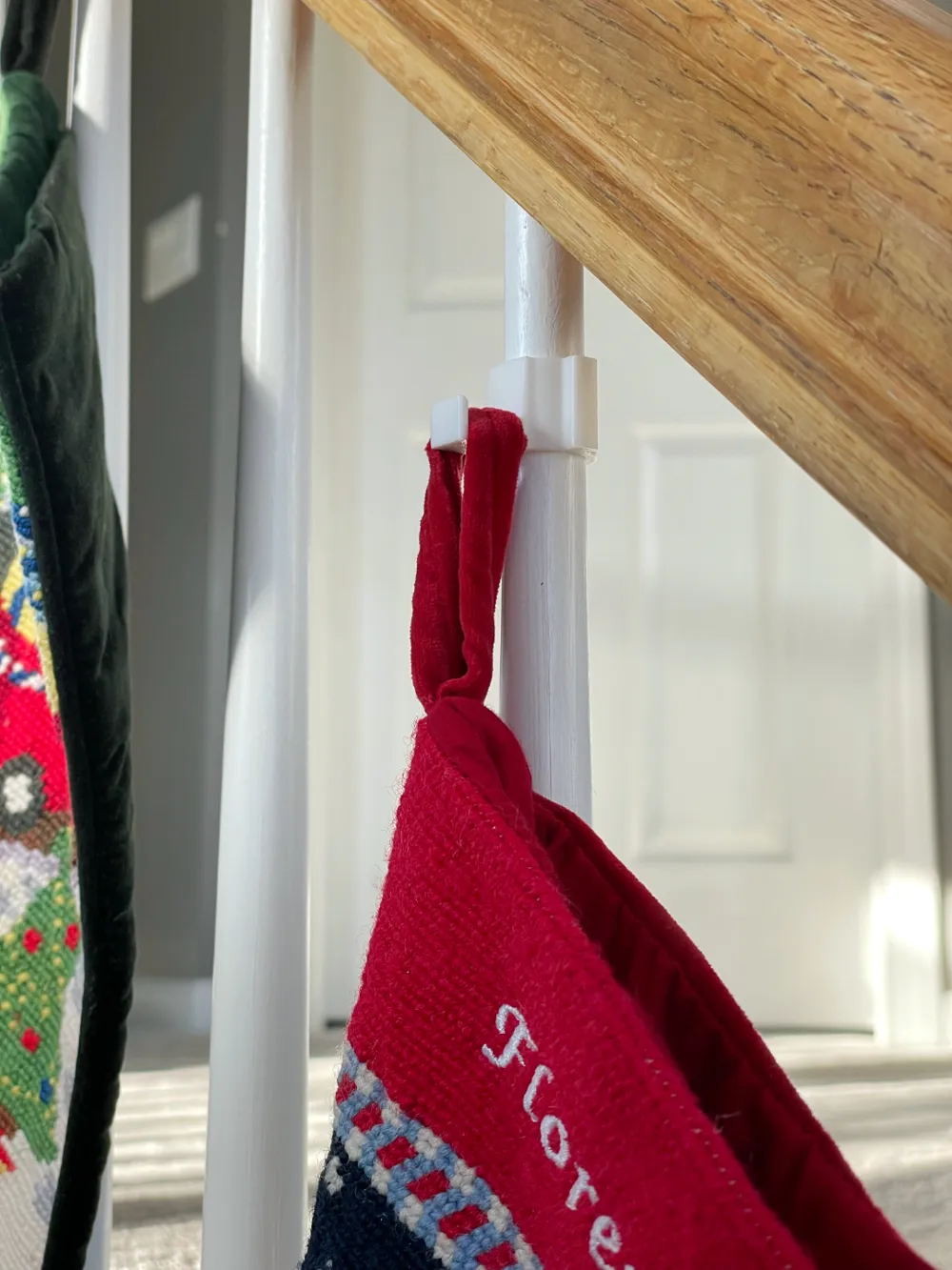 Banister/Railing Hooks for Stockings by Gilad_Pellaeon - MakerWorld