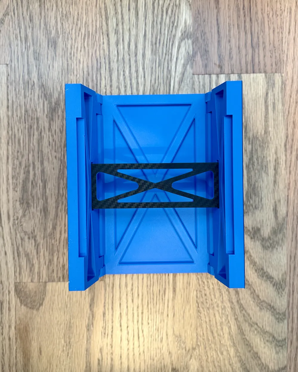 Folding RC Car Stand 1/10 - Free 3D Print Model - MakerWorld