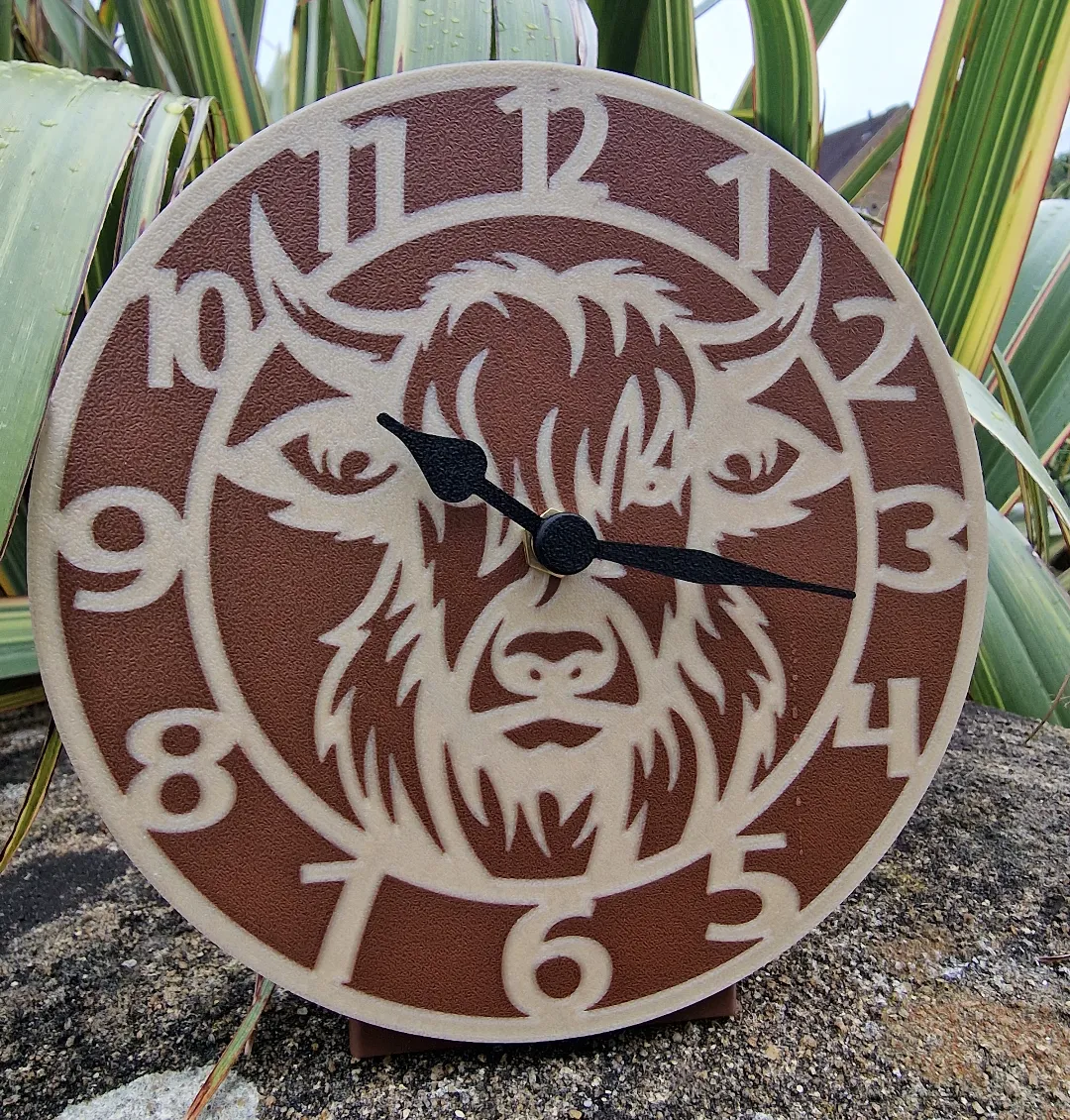 Highland Cow Desk Clock - Free 3D Print Model - MakerWorld