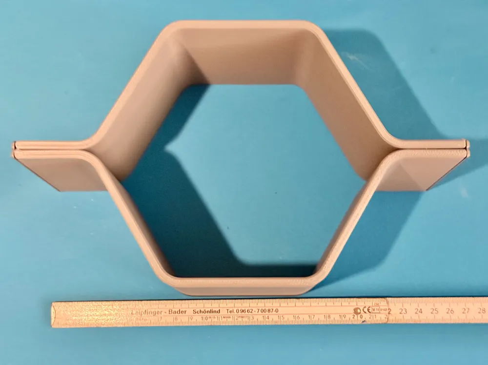 infinitely expandable hexagon shelf / display - Free 3D Print Model ...