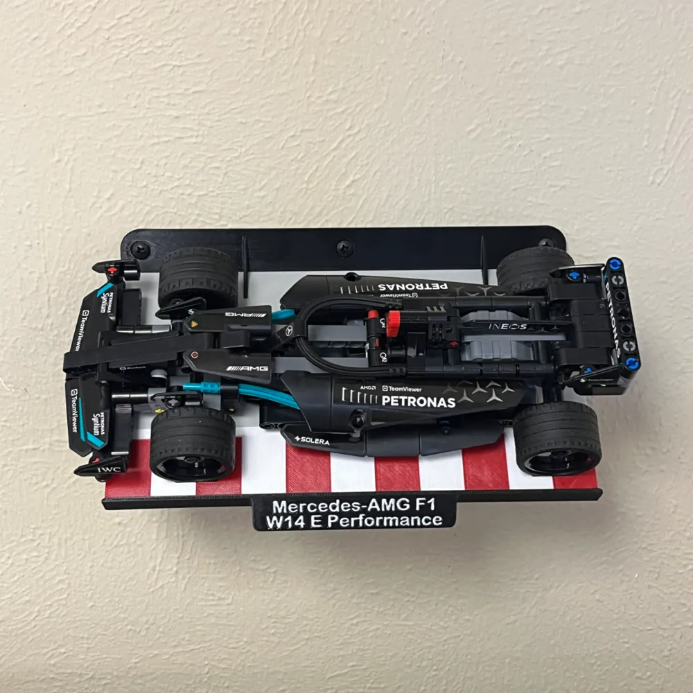 Wall Mounted Display for Mercedes-AMG F1 Brick Set by james.bambridge ...