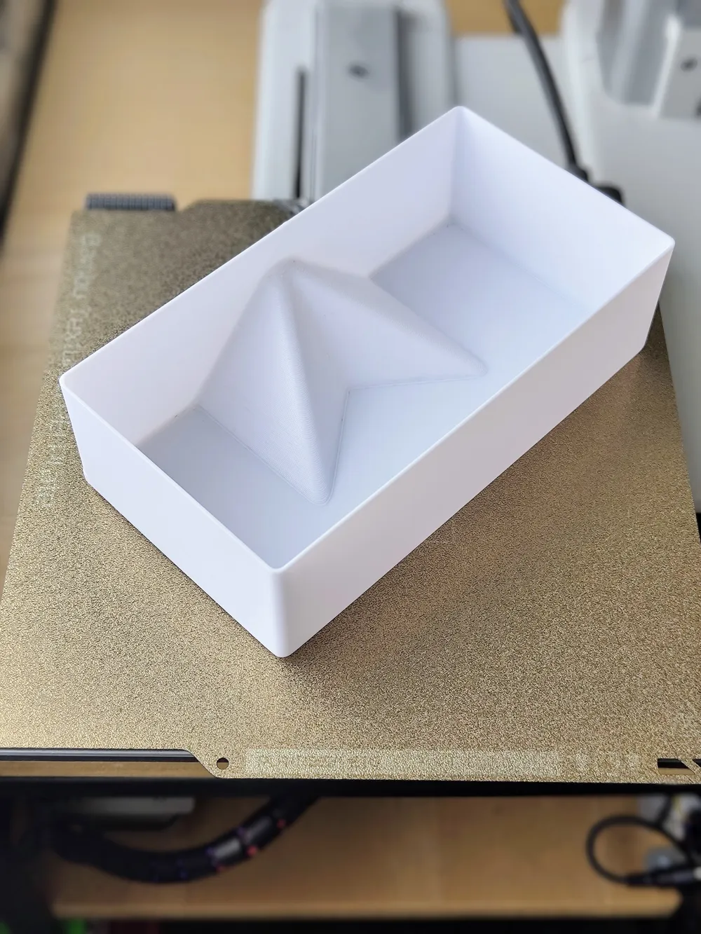 Sorting Poop Bin - Free 3D Print Model - MakerWorld