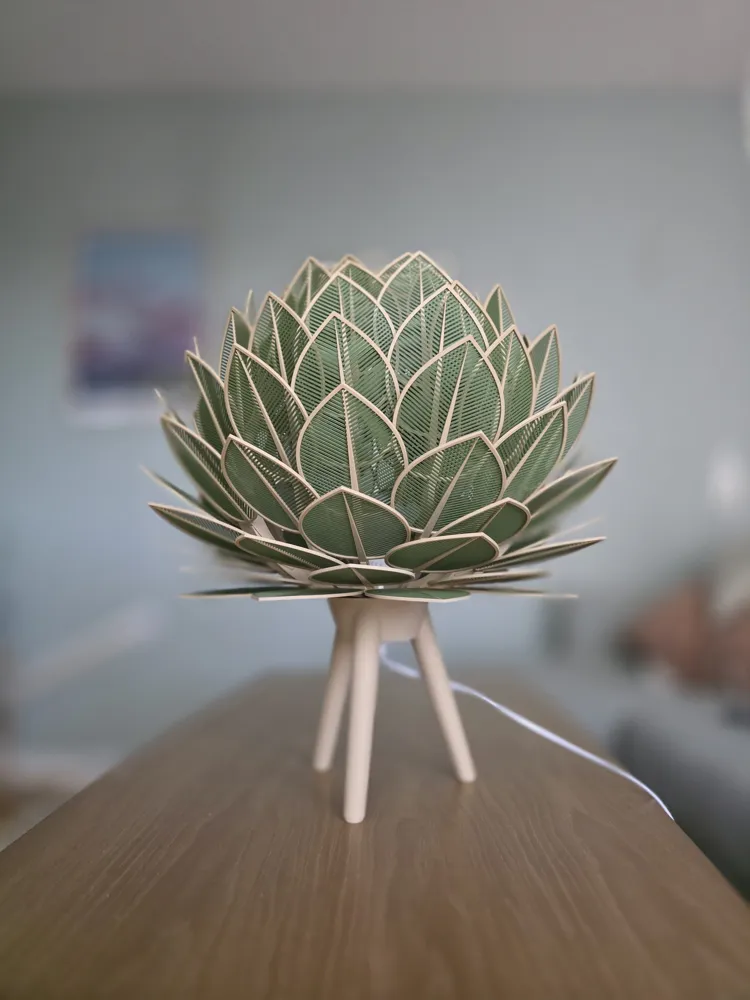 Lush Leaf Lamp (pendant or standing) by T.H Made MakerWorld: Download ...