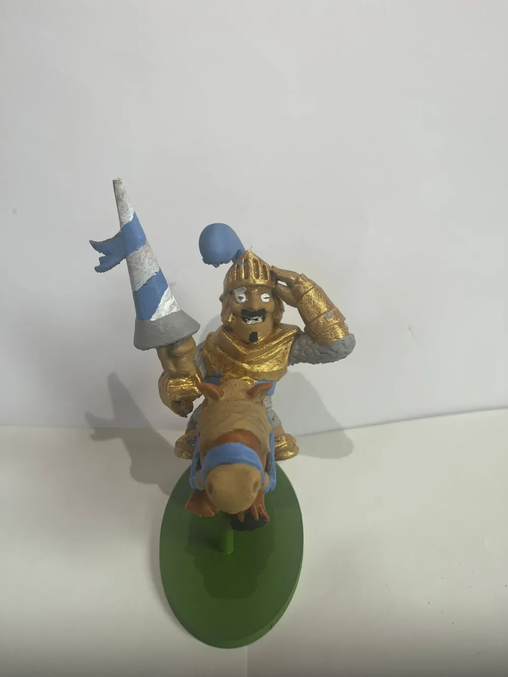 Clash Royal Prinz von Ben Großmann MakerWorld: Kostenlose 3D-Modelle ...