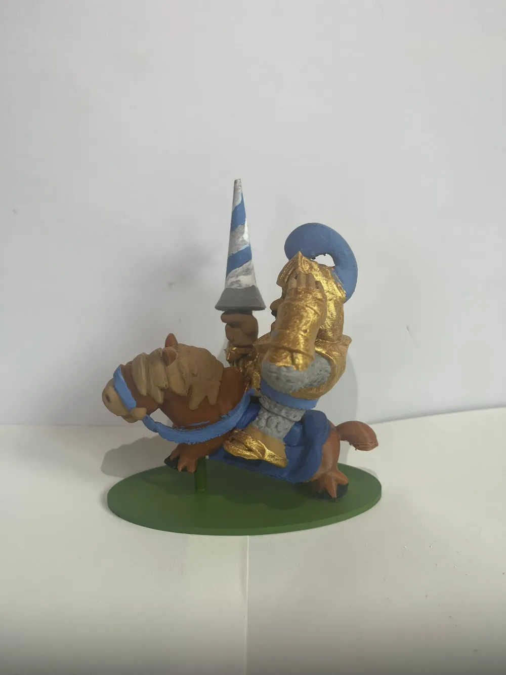 Clash Royal Prinz von Ben Großmann MakerWorld: Kostenlose 3D-Modelle ...