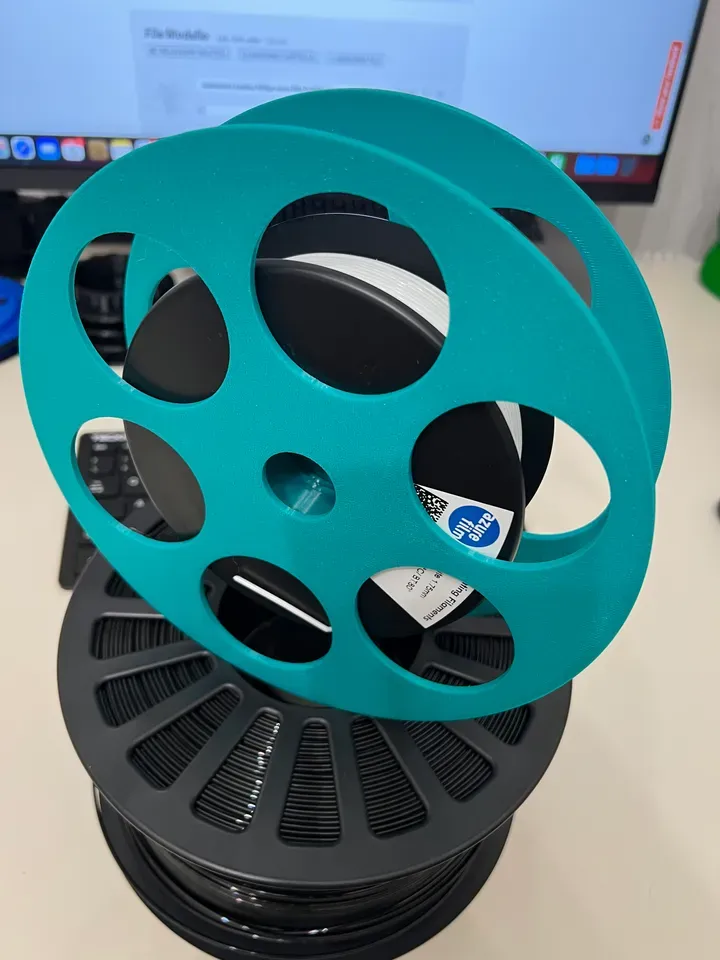 Small adapter Spool 300gr Bambulab AMS Azurefilm and Sunlu by tgc_3d ...
