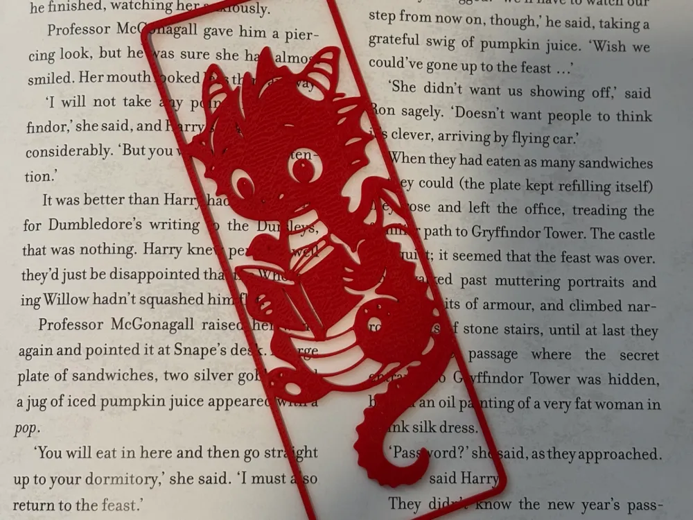 Dragon Reading Book Bookmark - Free 3D Print Model - MakerWorld