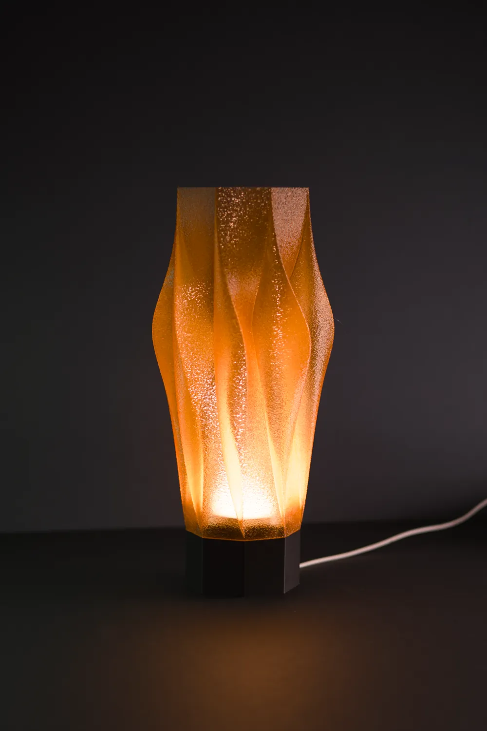 Elegant Finned Lamp. Bambu Lamp Kit. MH001 - Free 3D Print Model ...
