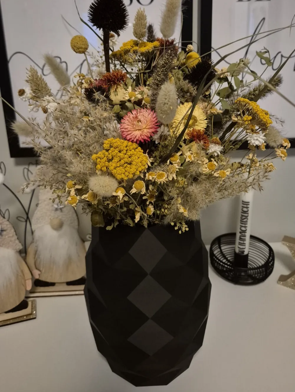 Black Vase dryed flowers by Dimi - MakerWorld