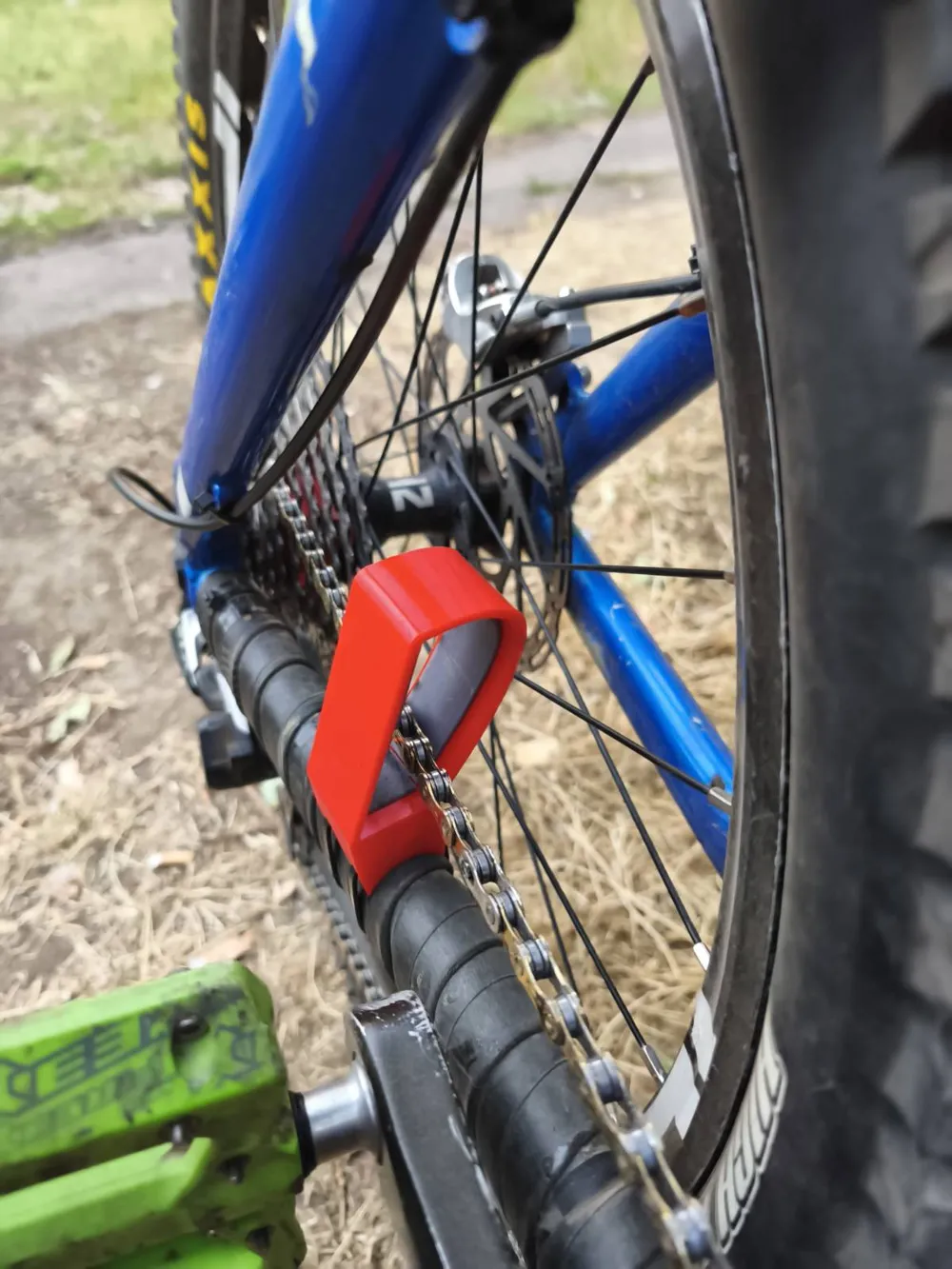 Chain stabilizer - Free 3D Print Model - MakerWorld
