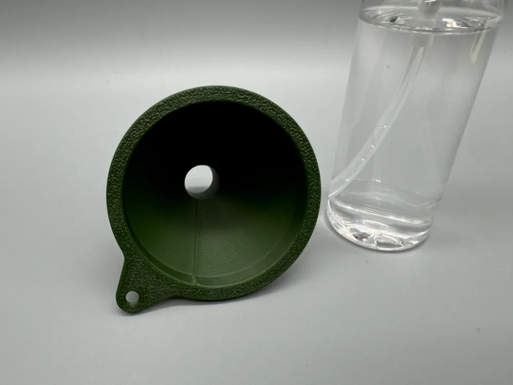 Funnel for small spray bottle by practical3D - MakerWorld
