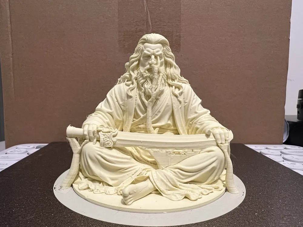 Vier Wächterkönige - Goldmähnen-Löwenkönig – Kostenloses 3D-Druckmodell ...