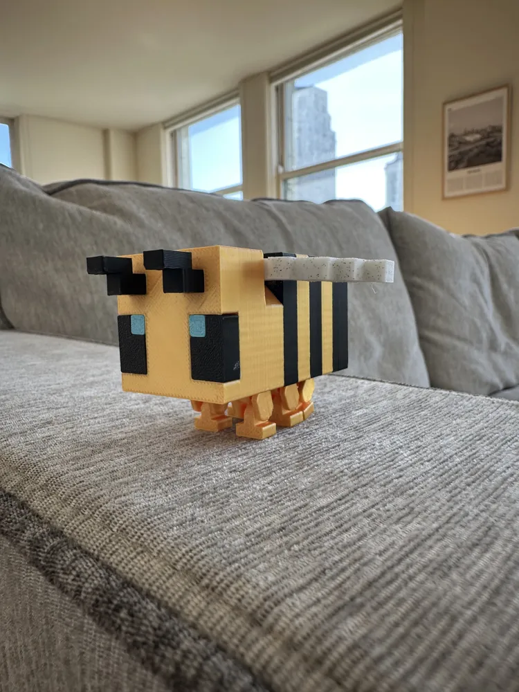 Minecraft Bee - No AMS - Articulating Wings/Legs by Hunter MakerWorld ...