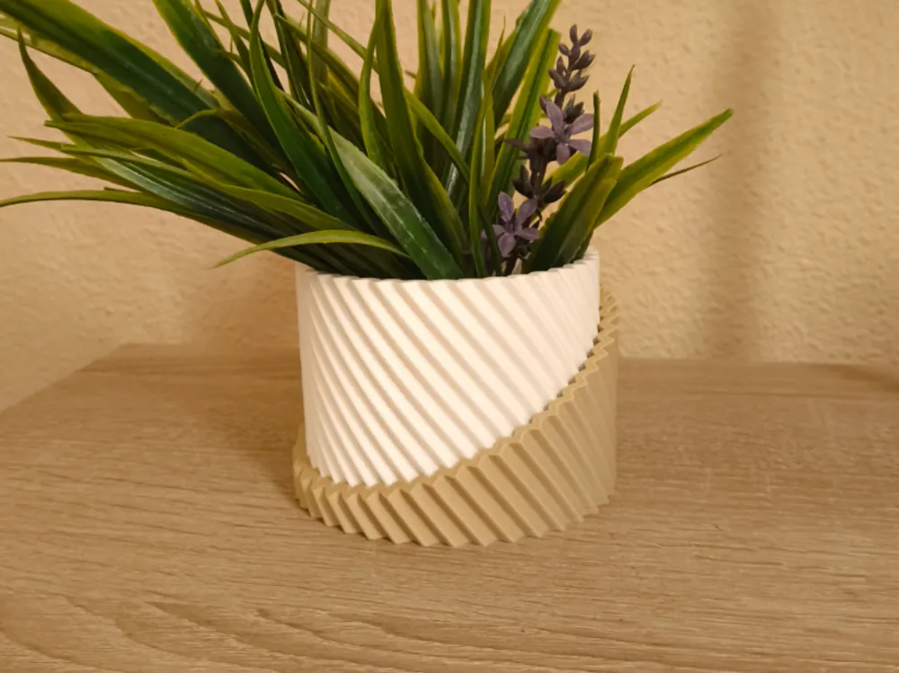 beautiful two-piece flowerpot - Free 3D Print Model - MakerWorld