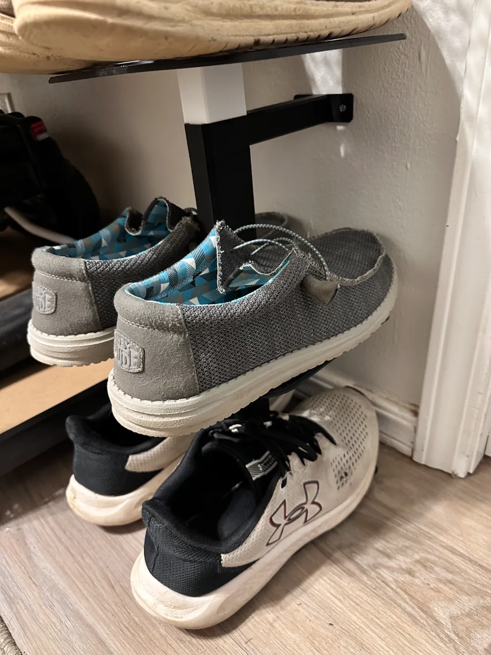 Stabilizer for 3D Paint Labs' Show Rack Organizer by jagerp77 - MakerWorld