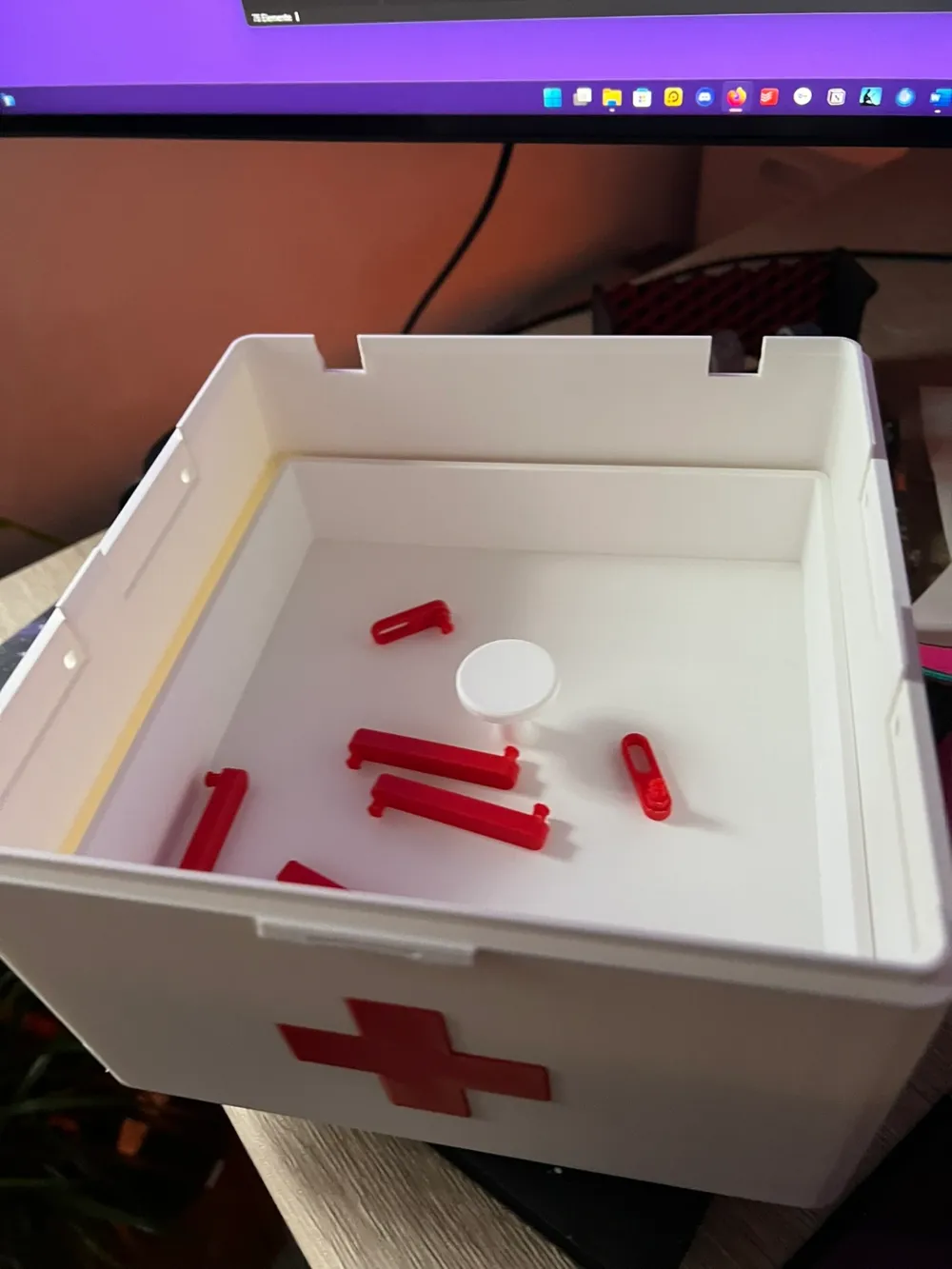 First Aid Box - Free 3D Print Model - MakerWorld
