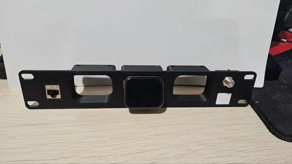 JetKVM 10-inch rack mount - With Keystone slots by Mauker MakerWorld ...