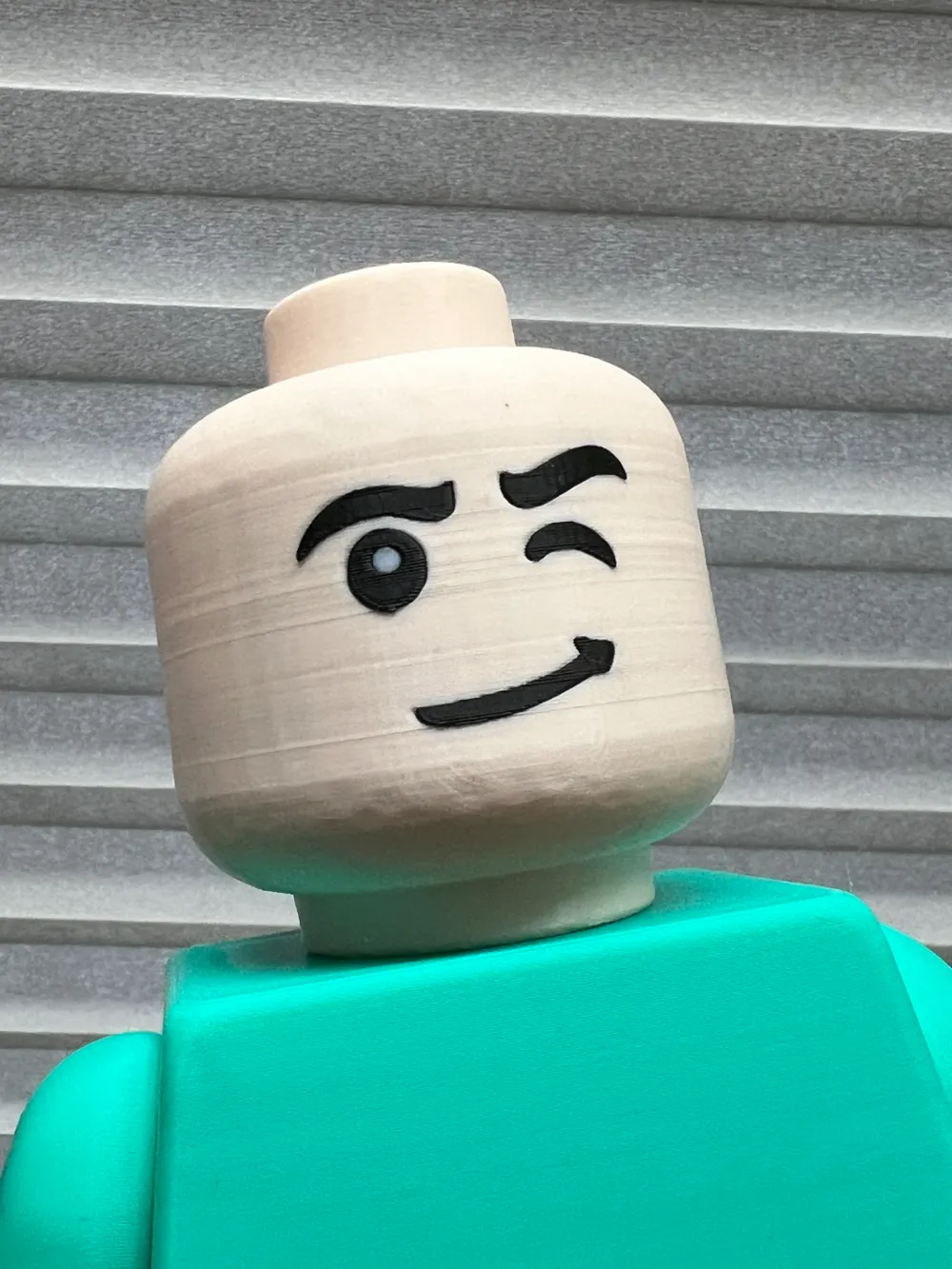 Big Brick * Male Face Winking by WhatChelleIMake MakerWorld: Download ...