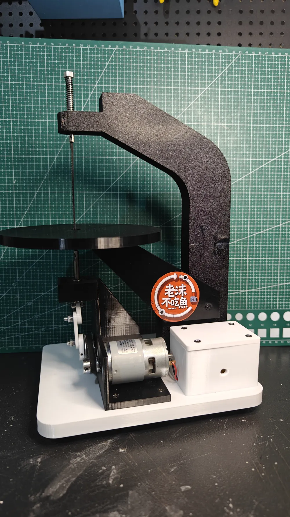 Desktop scroll saw by user_1713827399 MakerWorld: Download Free 3D Models