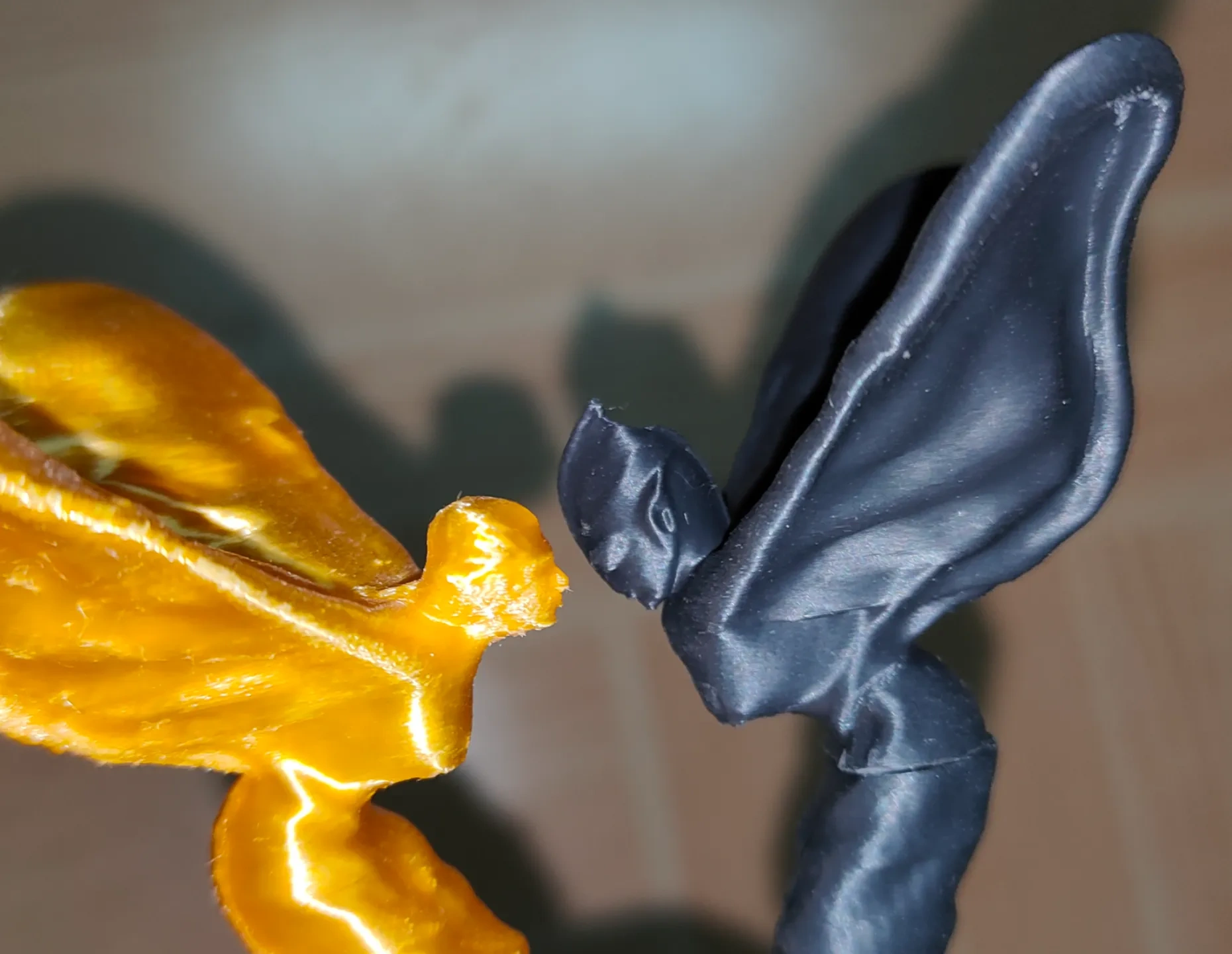 Ultraman head golden figurine Remixed by user_3510565145 - MakerWorld