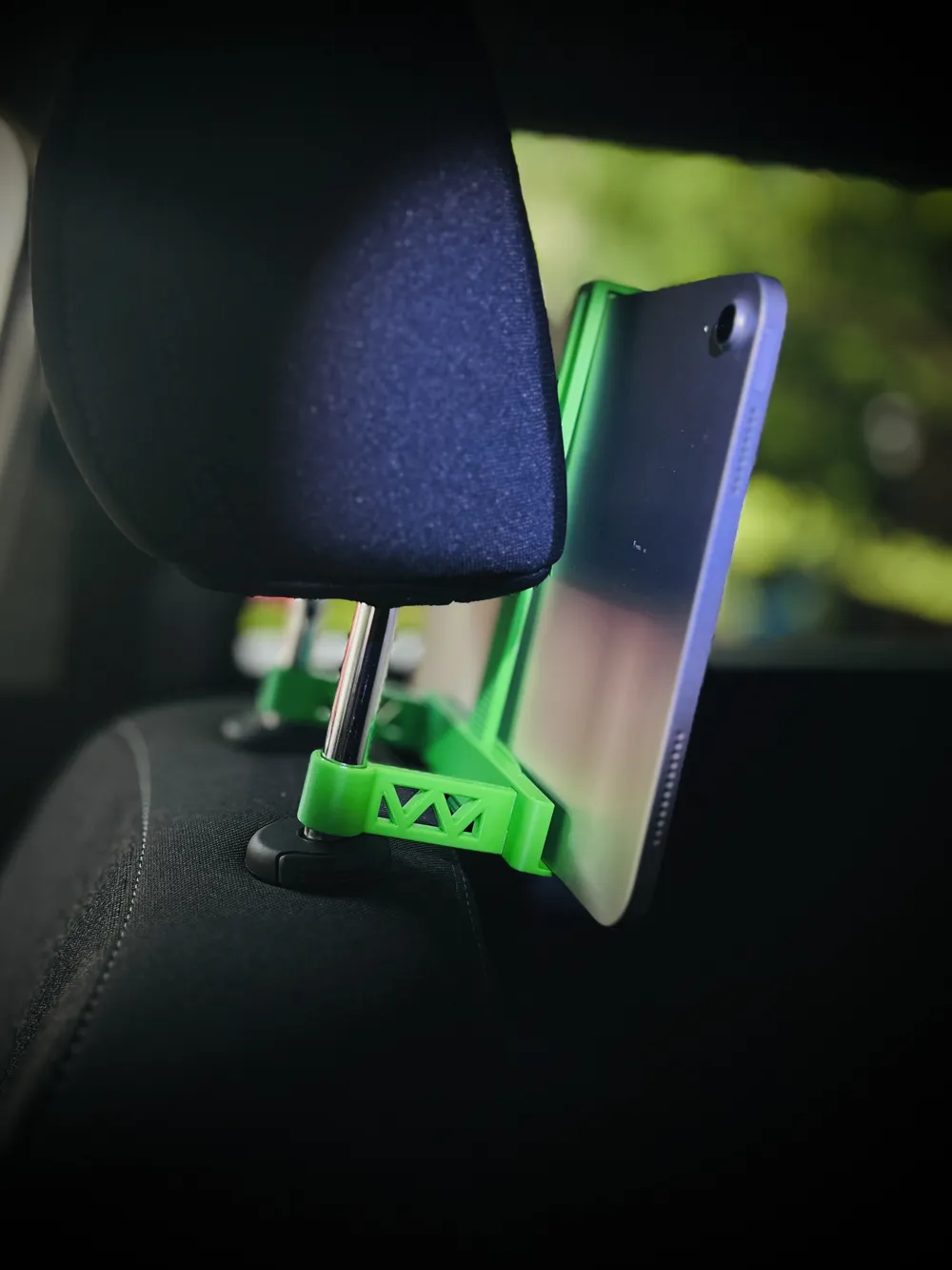 Universal tablet / Phone holder for car - Free 3D Print Model - MakerWorld