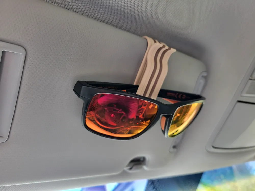 Sunglasses and Card Clip Holder Car Visor - Free 3D Print Model ...