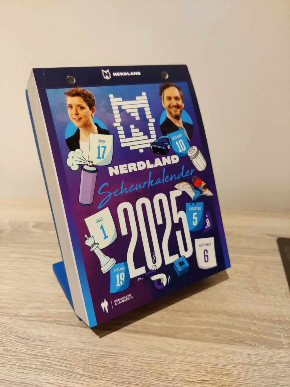 Calendar Stand - Nerdland 2025 compatible by ShazzleCreates - MakerWorld