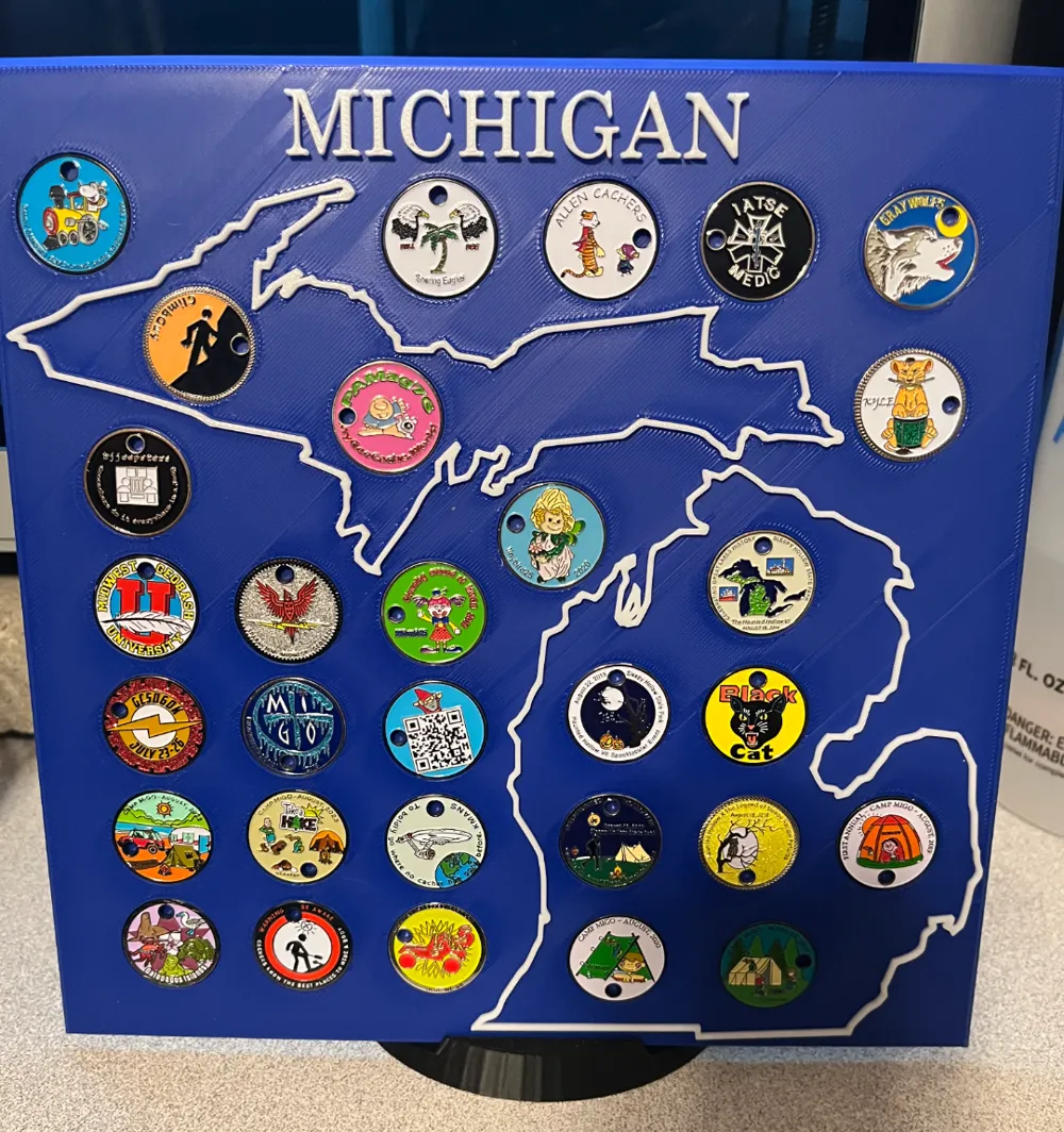 Geocaching Pathtag Display (Michigan) by infamous61 - MakerWorld